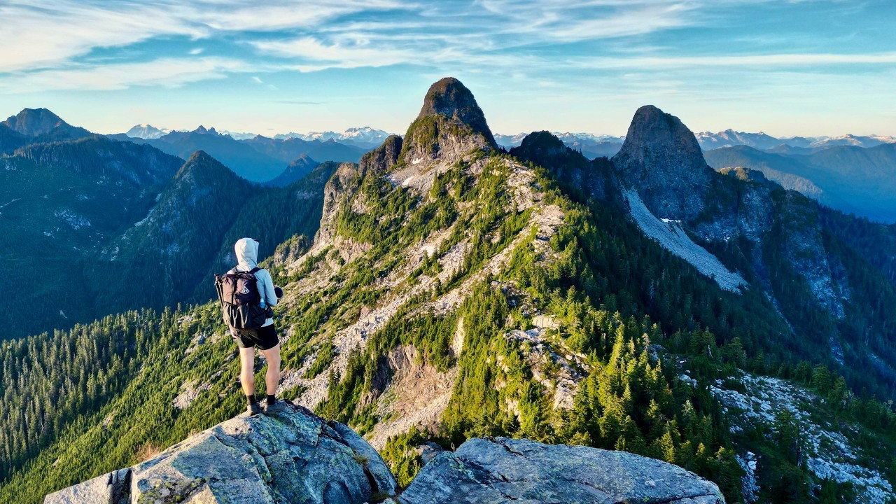 Hiking the Howe Sound Crest Trail in Vancouver - YouTube