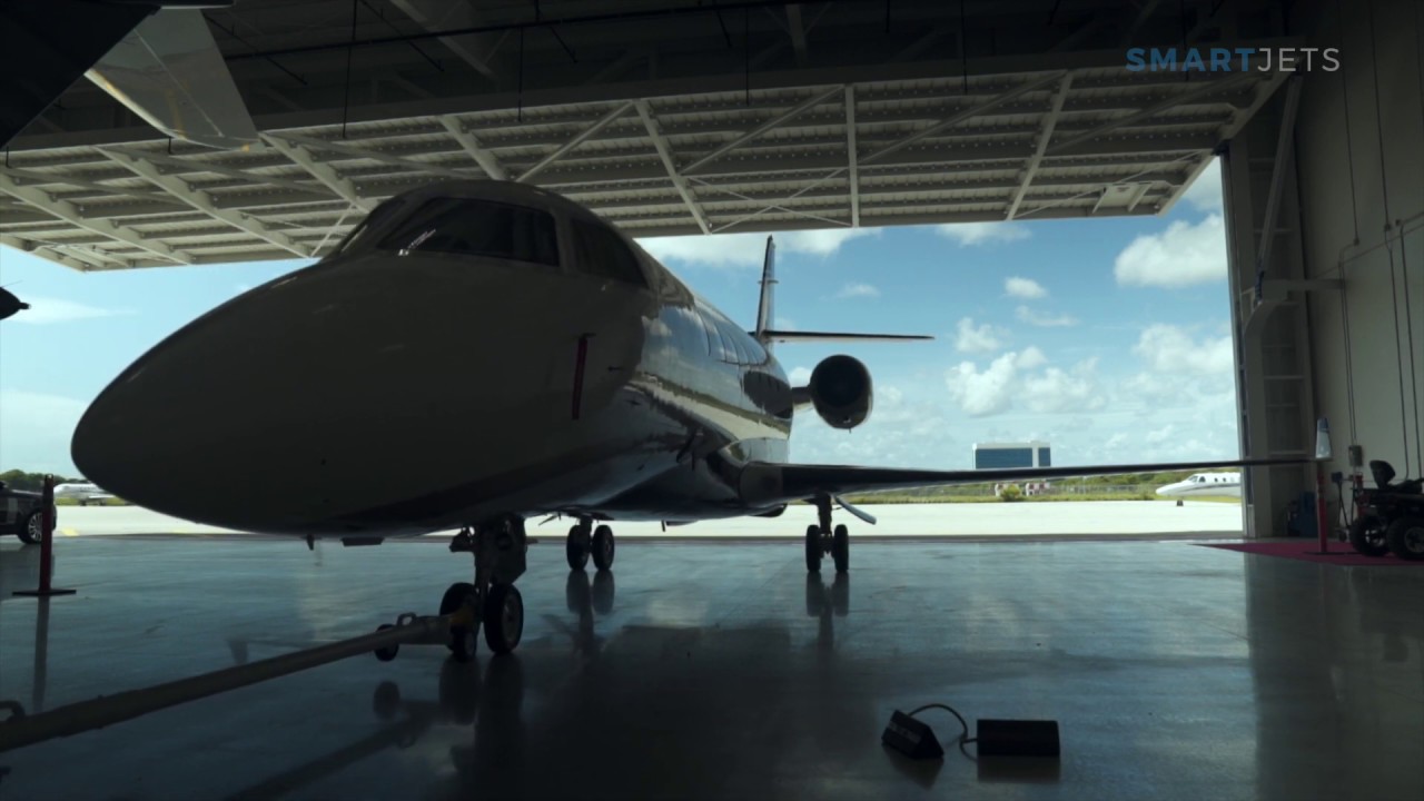 2000 Gulfstream G200 x SmartJets - YouTube