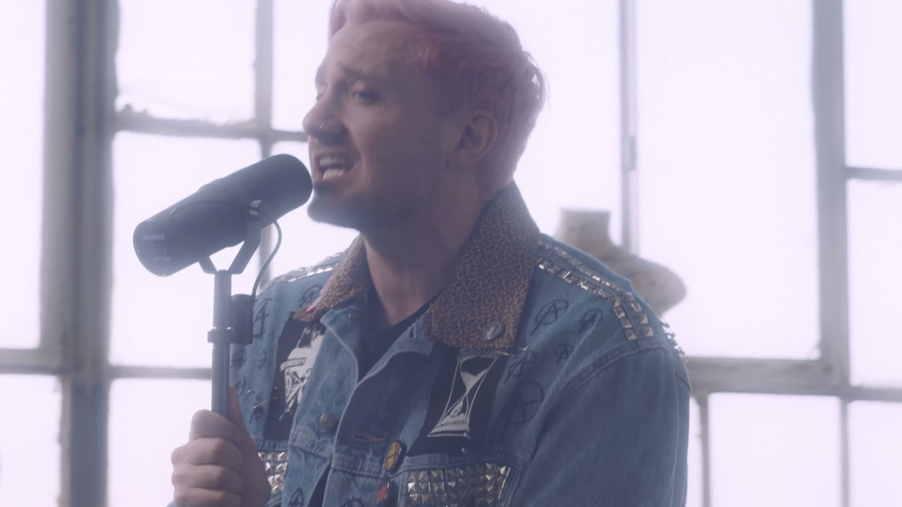 RYAN OAKES - WE'RE NOT STRANGERS (Official Music Video) - YouTube