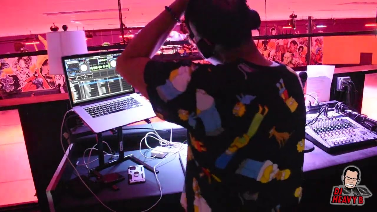 Friday Night Skate Session at Metro Fun Center - YouTube