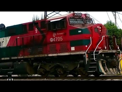 PODER #fsrr 4705, 4830, 4828 y 4720 rumbo sur 27-abril-023 - YouTube