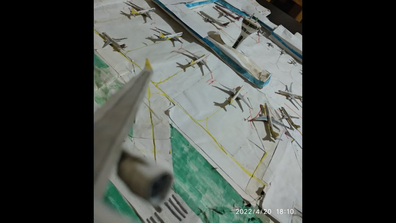 My upgraded Papercraft Airport and my Birthday special video - YouTube