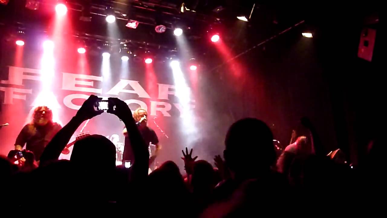 Fear Factory Live @ Brussels - Edgecrusher - YouTube