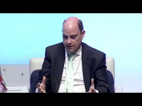 José Manuel Inchausti, CEO Iberia de MAPFRE en #RetosCEO - YouTube