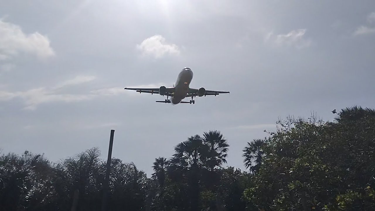 Latam Airlines Airbus A320-A20n Decolando do Aeroporto de Parnaíba Pi ...