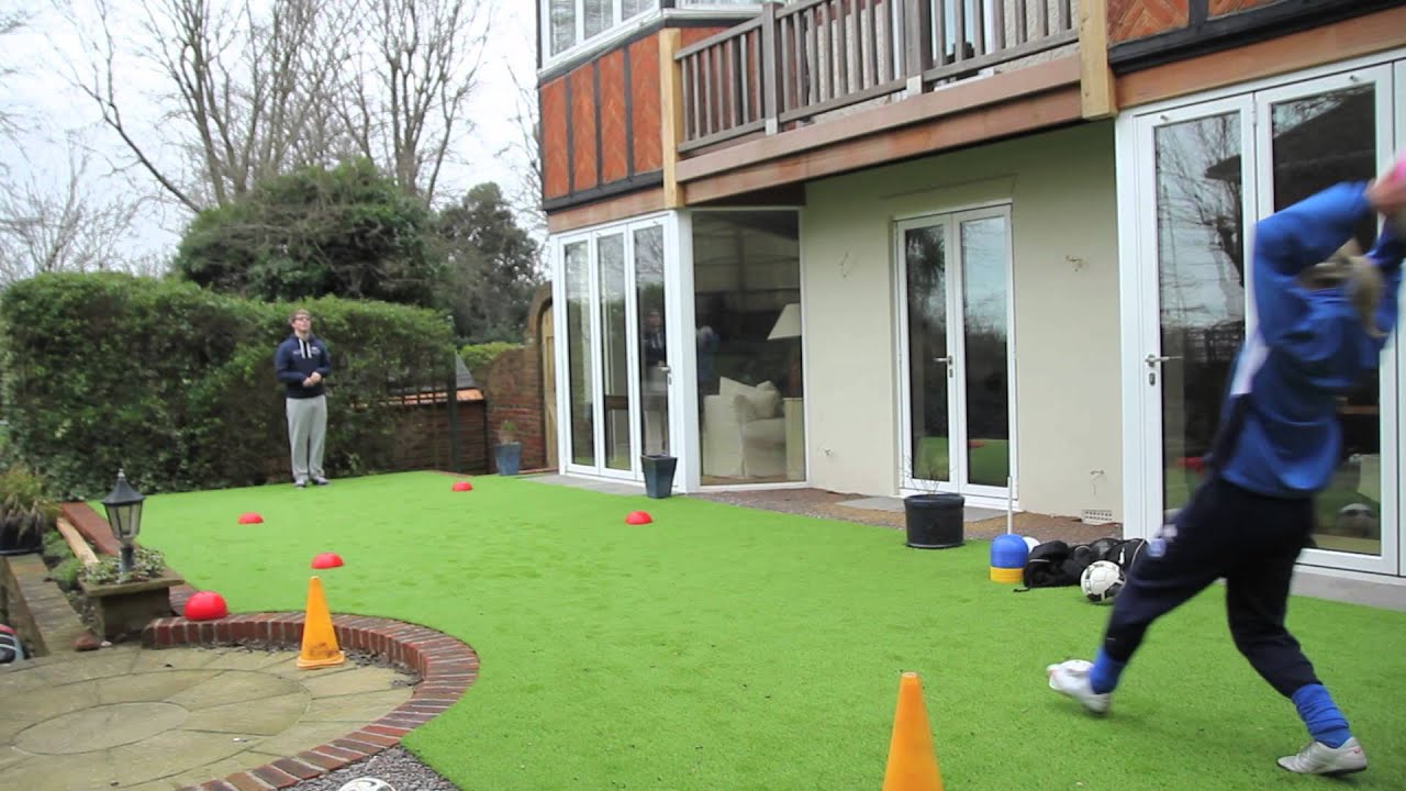 Heidi Butler Football - YouTube