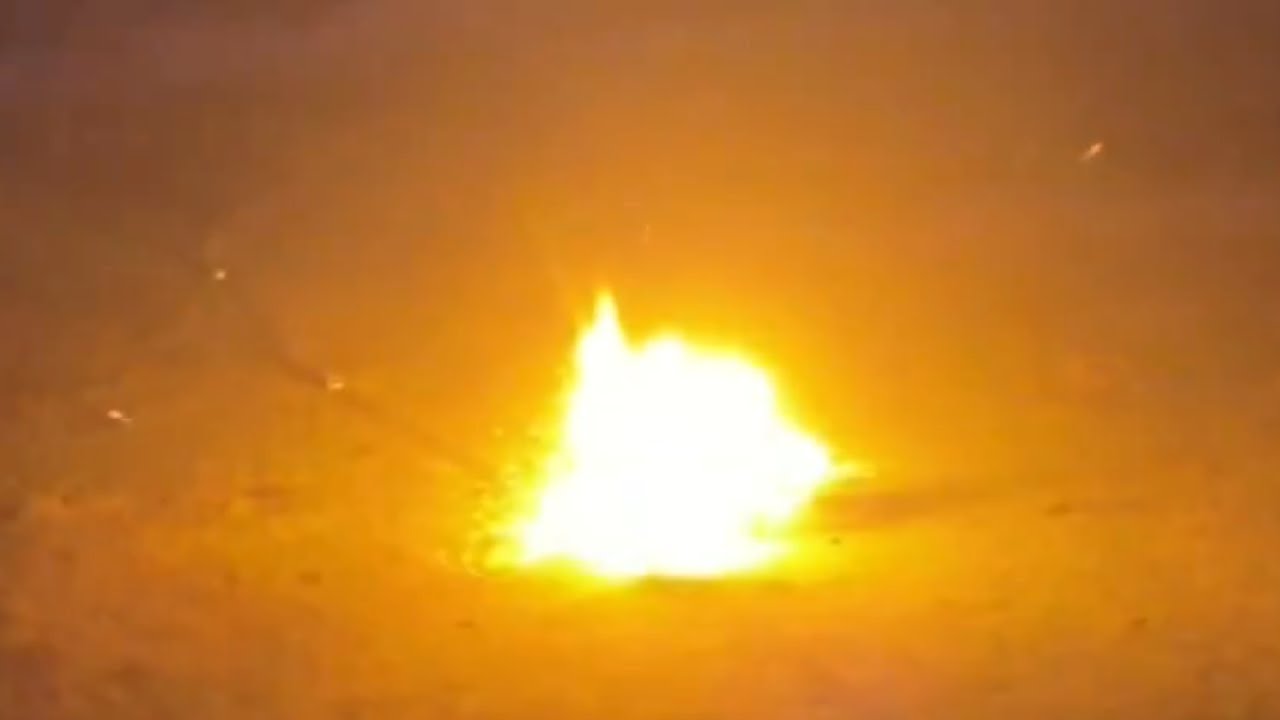 Large Amount Of Ammunition Explode In BMP-3 - YouTube