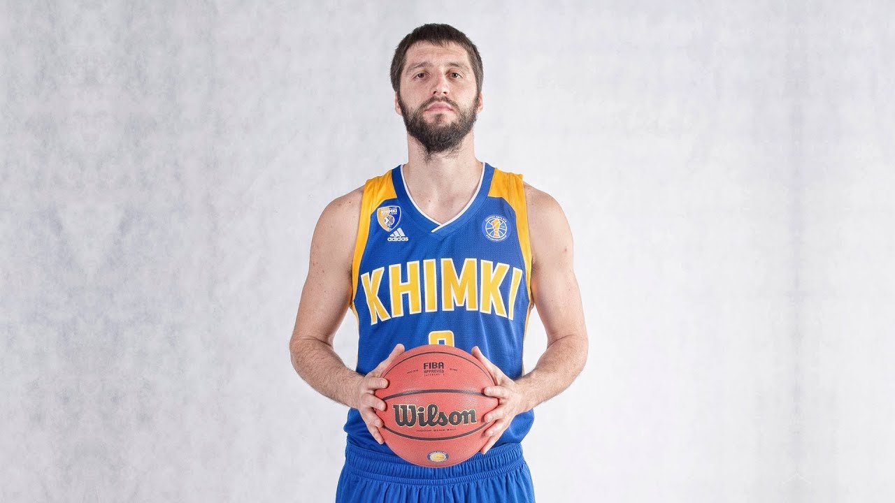 Magic Moment: Stefan Markovic Amazing Half Court Game Winner in Minsk ...