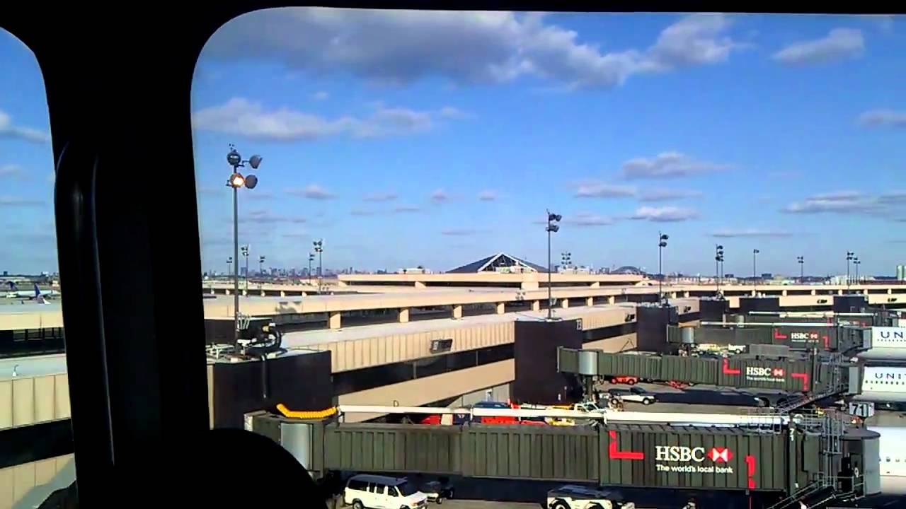 Newark Airport - Terminal B til C - YouTube