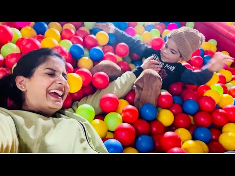 Ye kaha fas gai bacho k bich 😅🤪 | Mrinalini | ms33 - YouTube