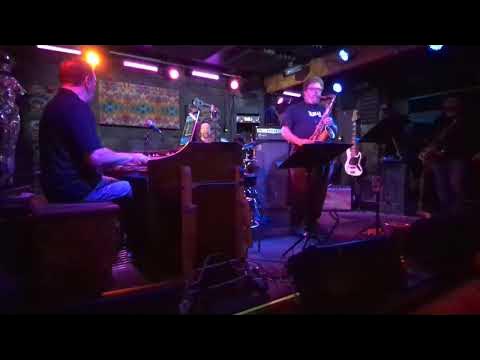 Joe Doria night at the Seamonster - Boss Tenors 8/1/23 - YouTube