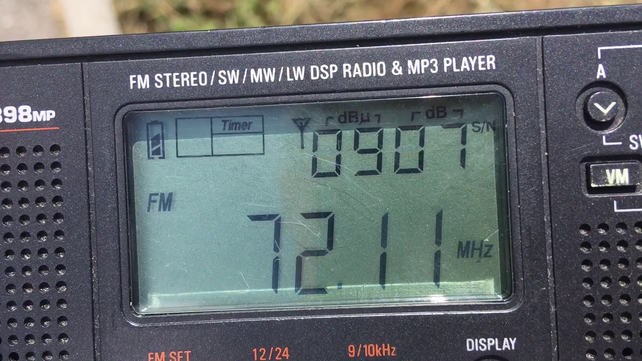 [Es] - 72.11 - Radio Shanson (Kaliningrad, Russia, 1580km) - YouTube