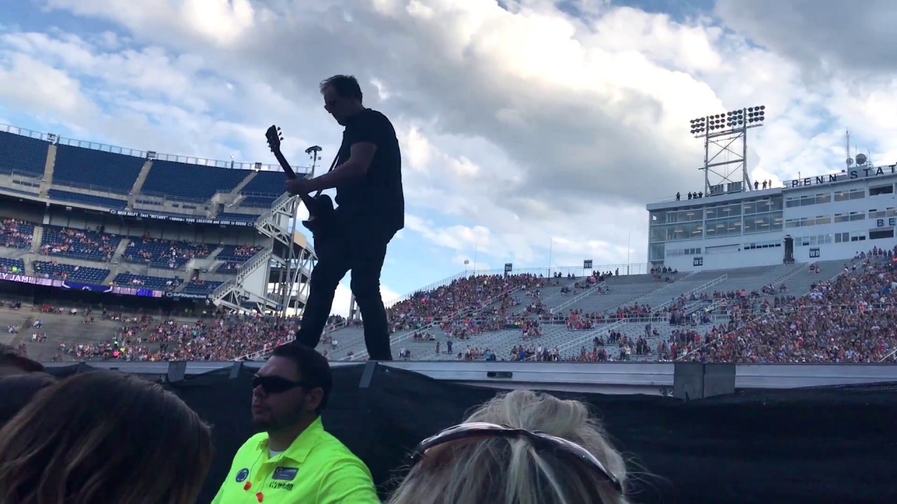 Big & Rich ft. Cowboy Troy - Save a horse ride a cowboy - Live - Happy ...