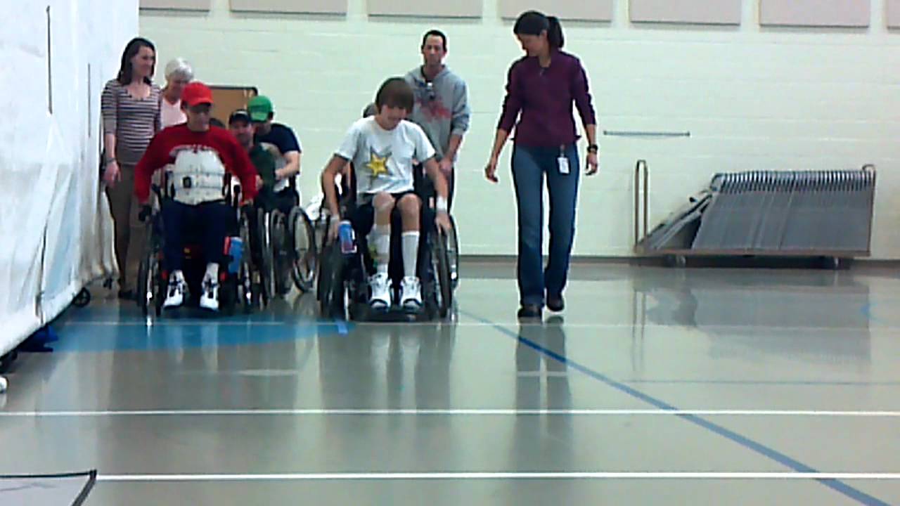 2012-01-16 Dean Furness likes riding caboose - YouTube