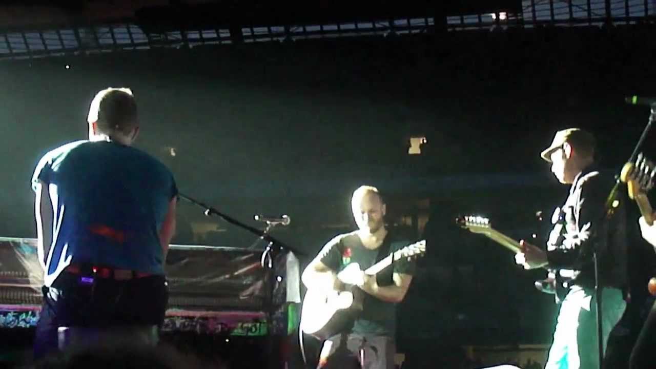 Coldplay A Warning Sign Manchester 10 06 12 037 - YouTube