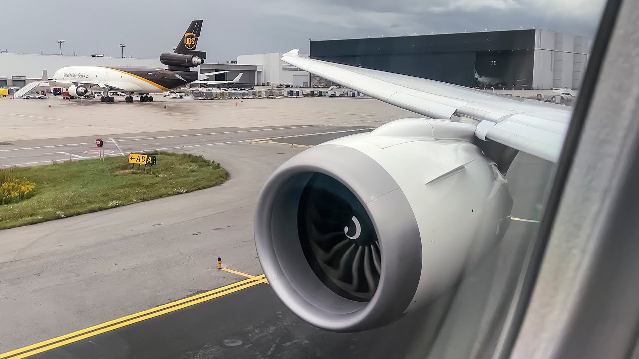 WestJet 787-9 taxi and takeoff from YYZ (runway 23) - YouTube