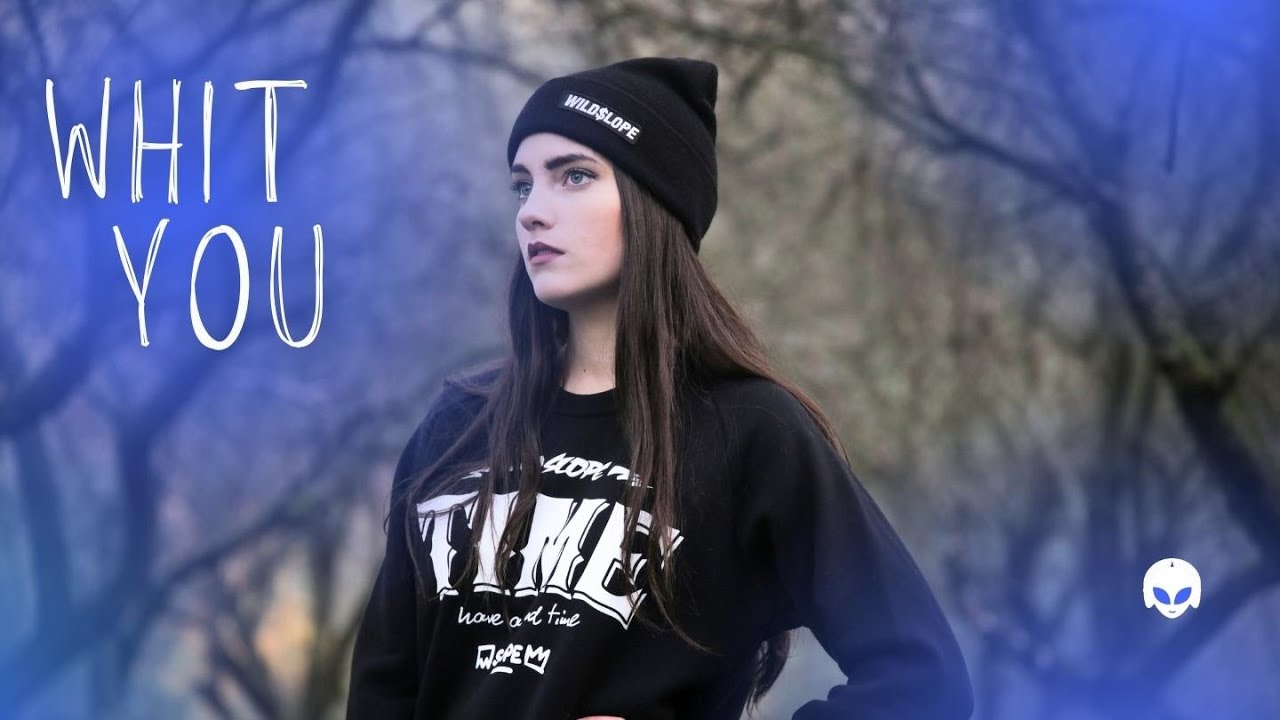 Lynnx - With You (FUTURE HOUSE) - YouTube