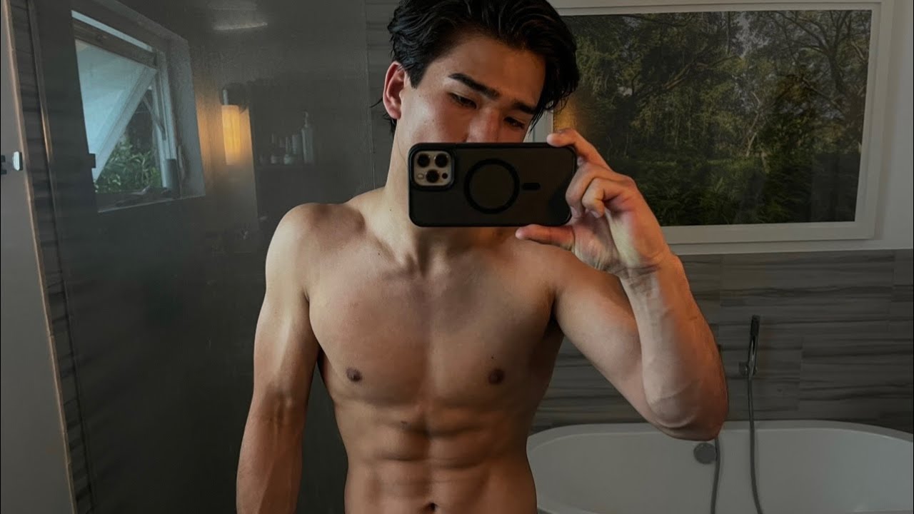 What I Eat In A Day To Stay Lean ASF Year Round | & Over Night Oats ...