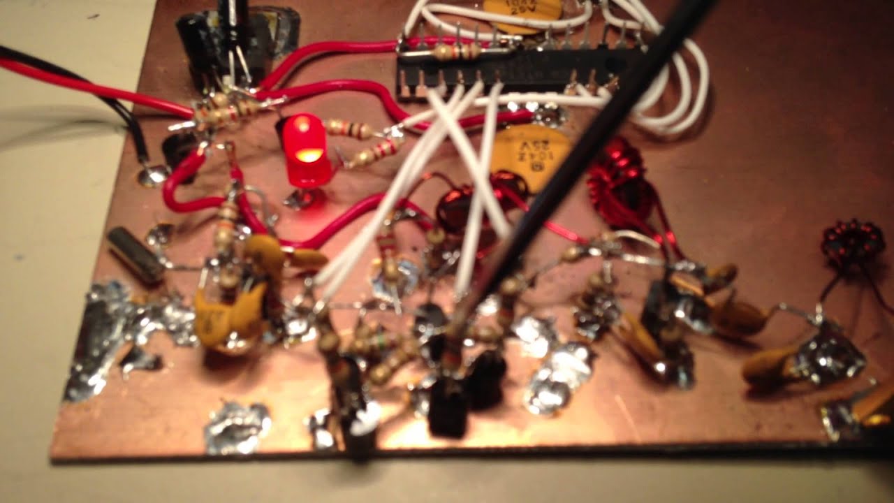 40 meter QRP CW Beacon - YouTube