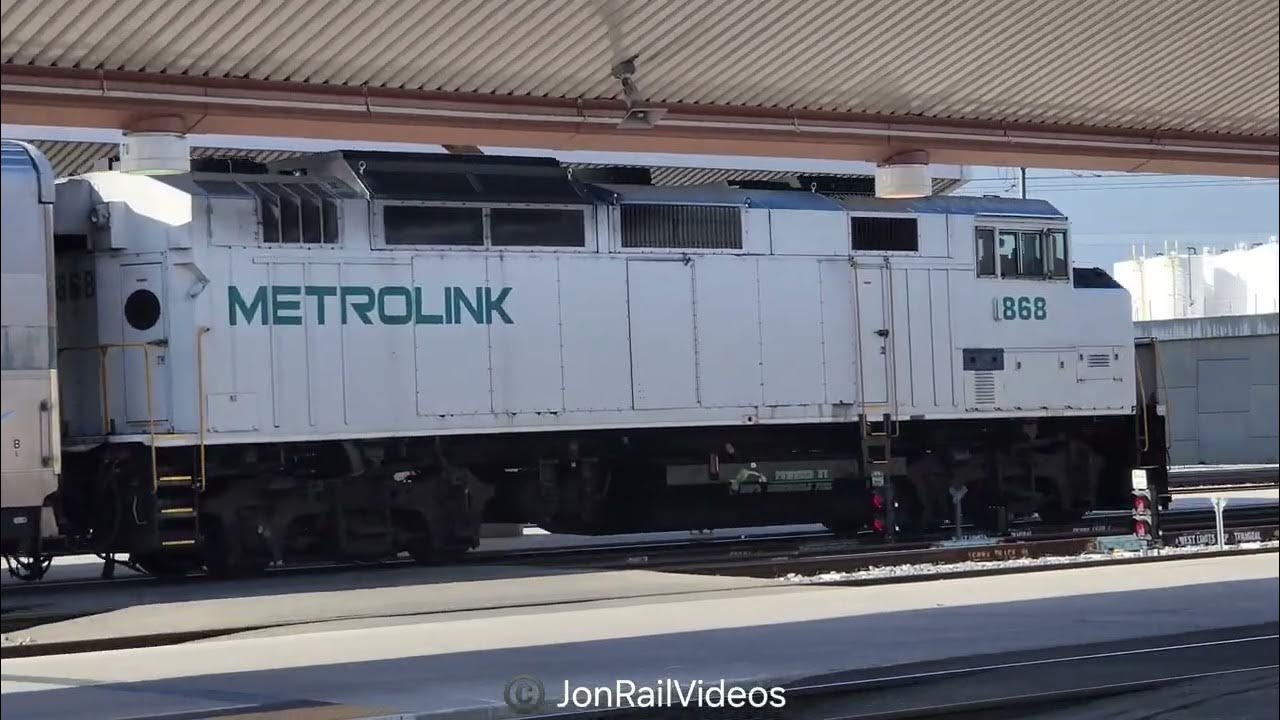 11/15/24 Pre: Metrolink train 324 backs into LAUPT with F59PHR SCAX 868 shoving - YouTube