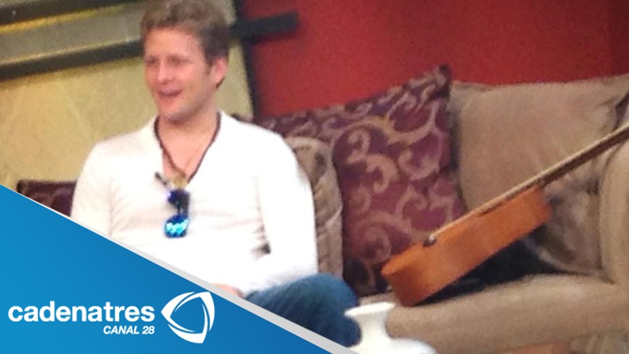 Alexander Acha presenta su nuevo material discográfico - YouTube