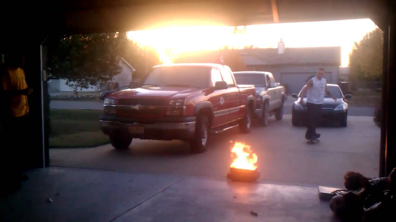 Skateboard fire - YouTube
