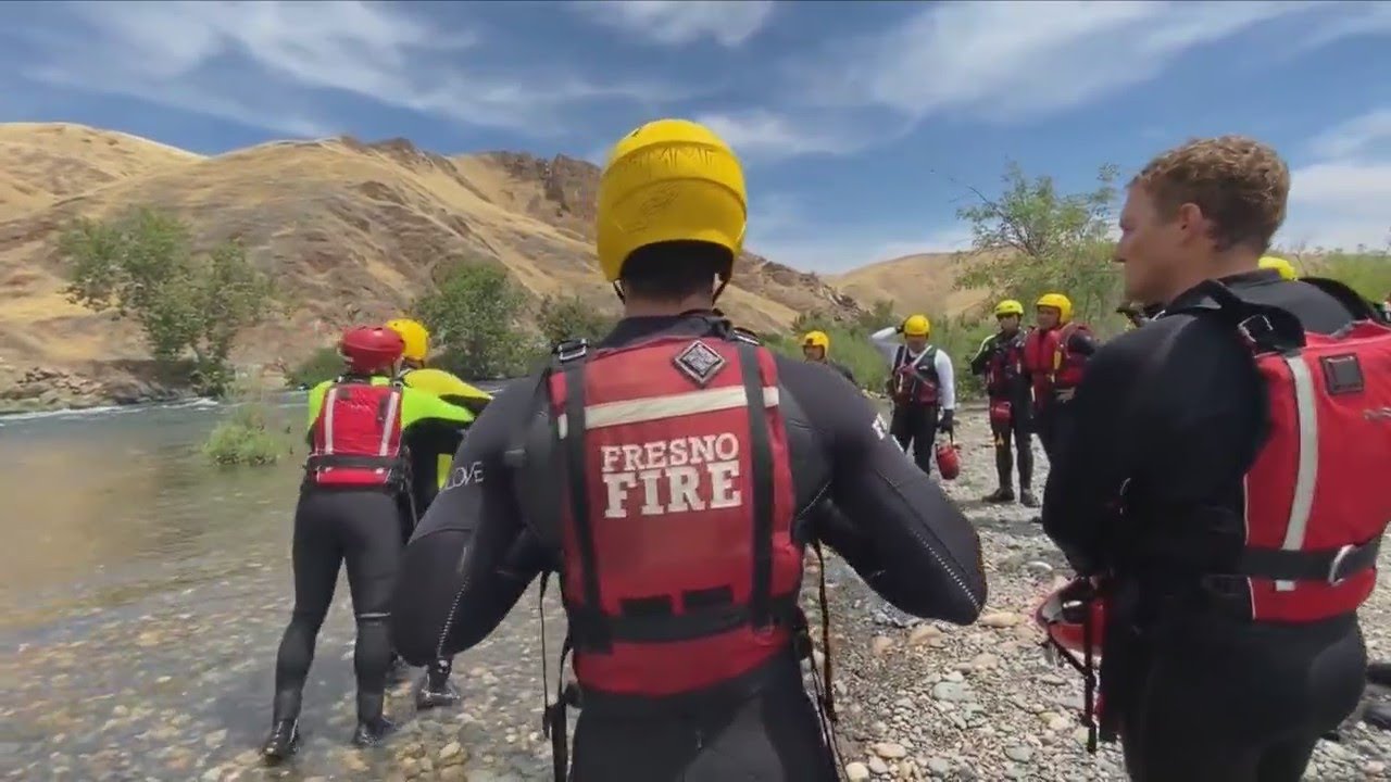 Firefighters begin water rescue training - YouTube