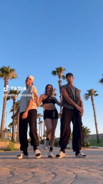 Lucia Mattia E Giovanni Fanno Un Tik Tok Insieme ️😂 Youtube