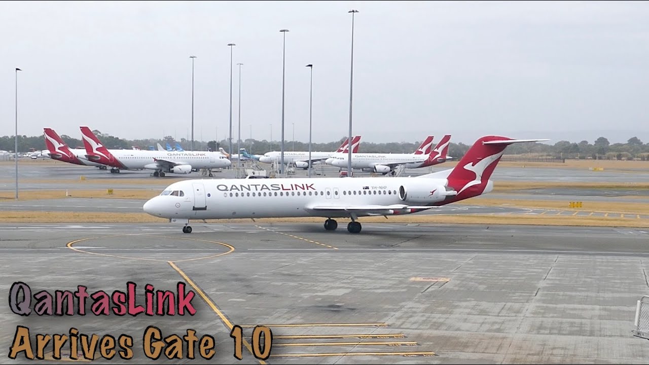 QantasLink [VH-NHP] Arrives on Gate 11 at Perth Airport - YouTube