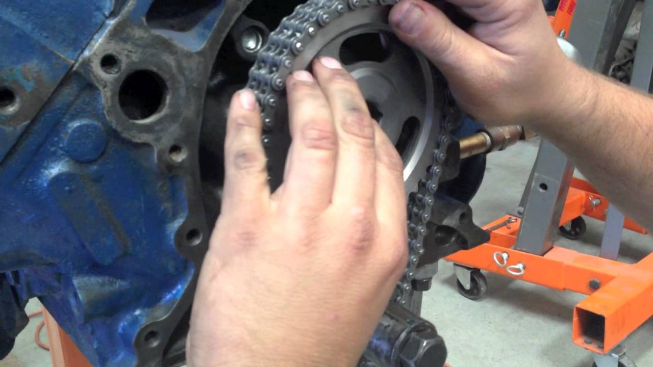 Timing chain installation Harvey's 1966 Mustang Convertible - Day 38 ...