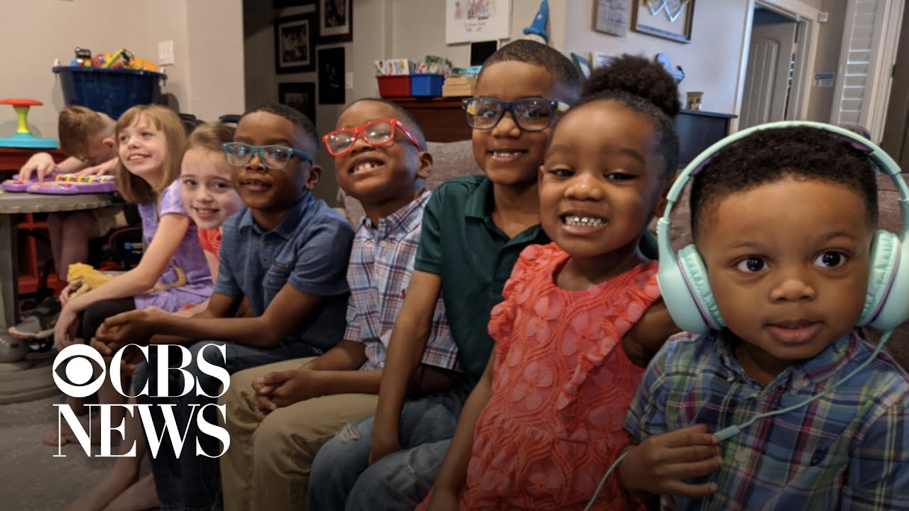 Couple adopts 5 siblings separated in foster care - YouTube