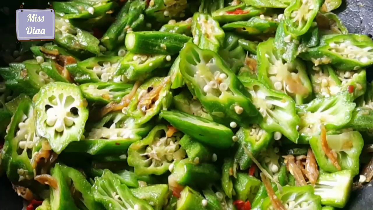 Bendi Goreng Bercili Dengan Ikan Bilis | Stir-fry Spicy Okra recipes ...