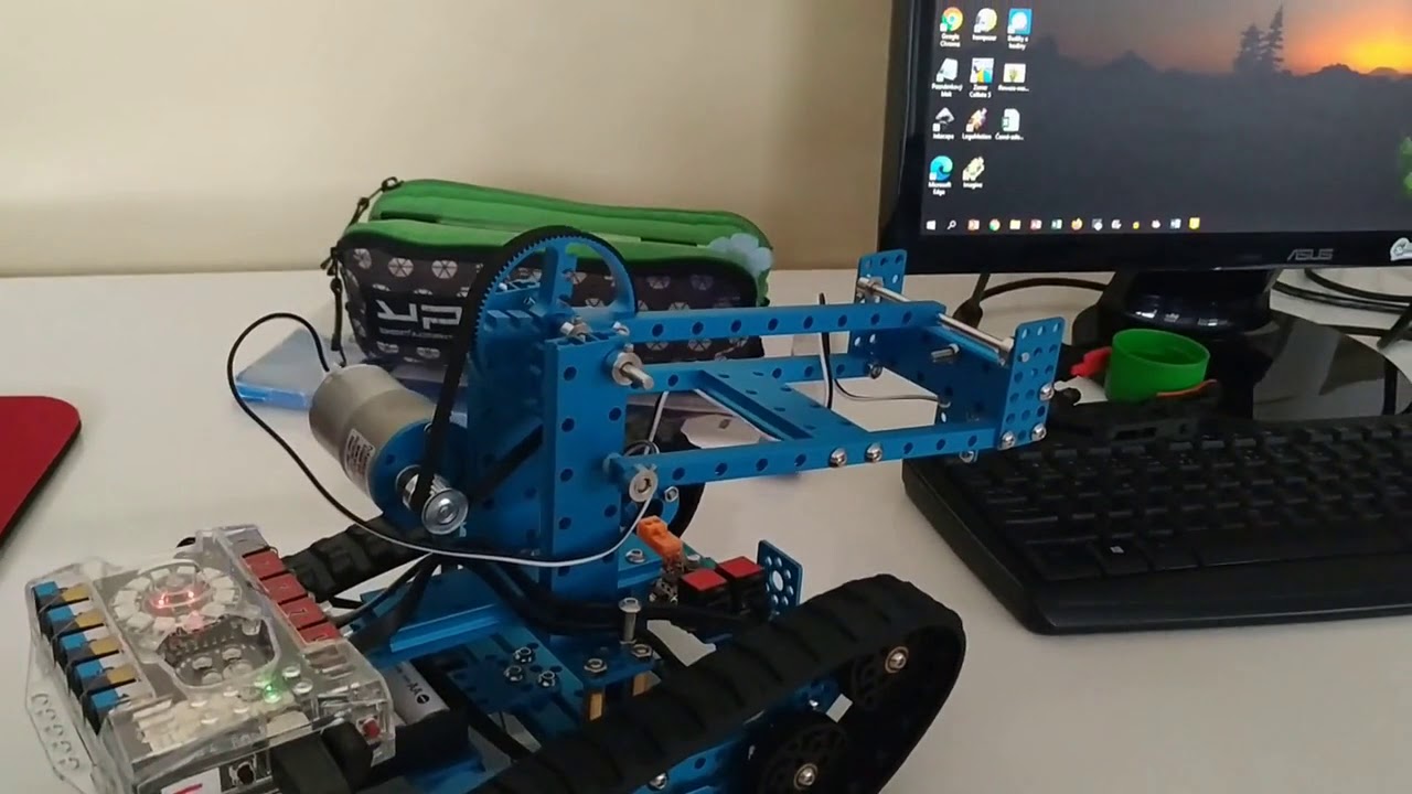 mBot Ranger + RobotArm 2 - YouTube