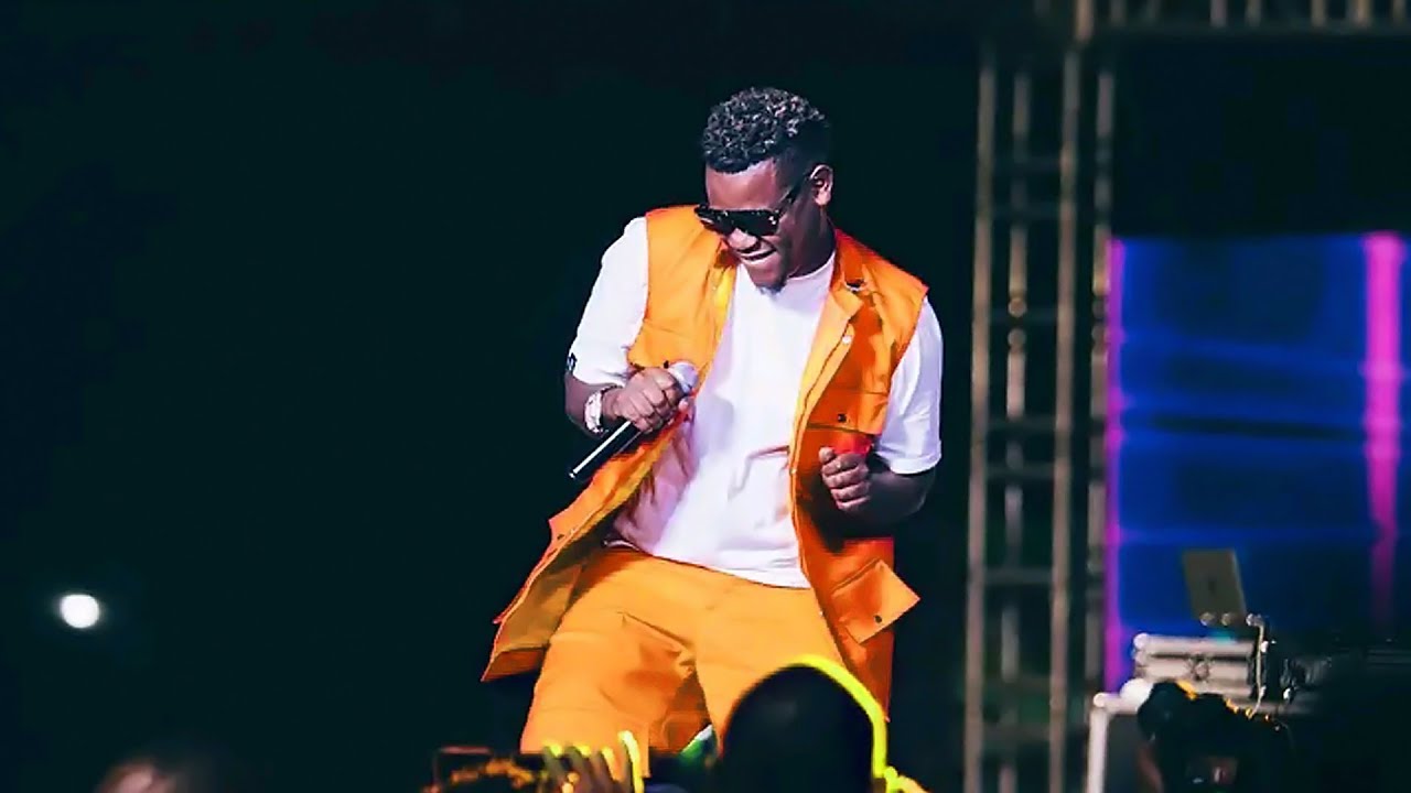 Bruce Melodie live concert in Burundi/Full performance 🔥🔥 ...