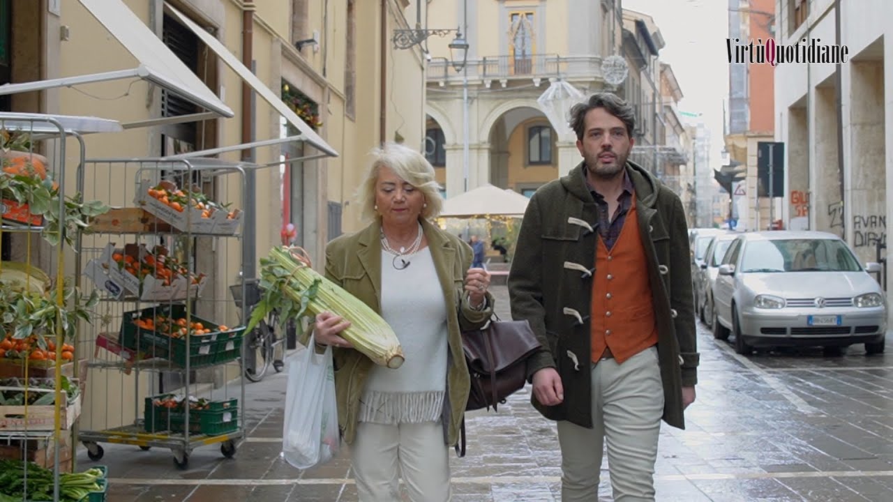 IL BRODO DI CARDONE CON CAPPONE E PALLOTTINE, IL PRANZO DI NATALE NELL ...