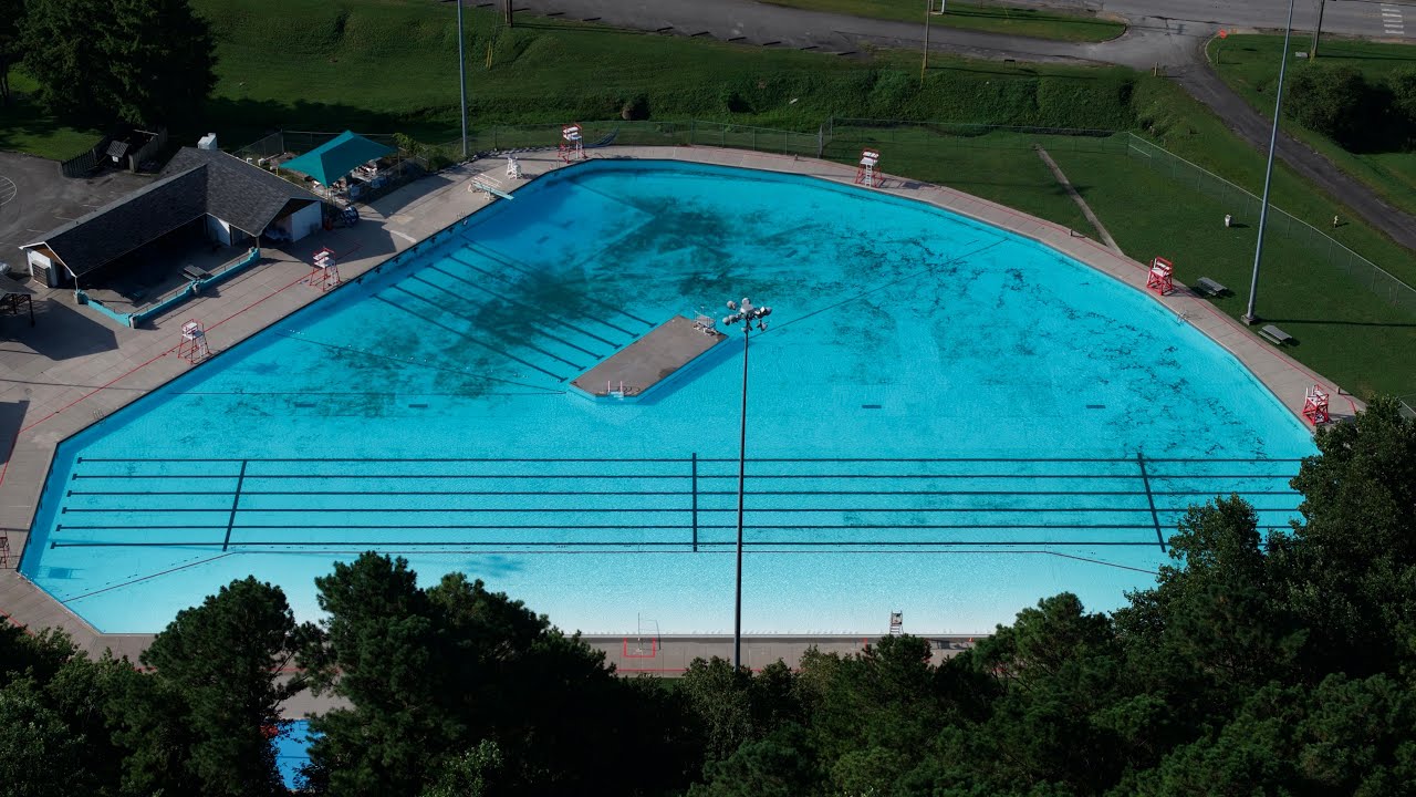 Historic spring-fed Oak Ridge Swimming Pool. - YouTube