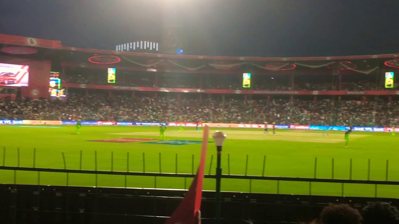 RCB vs KKR m chinnaswamy stadium bangalore.. - YouTube
