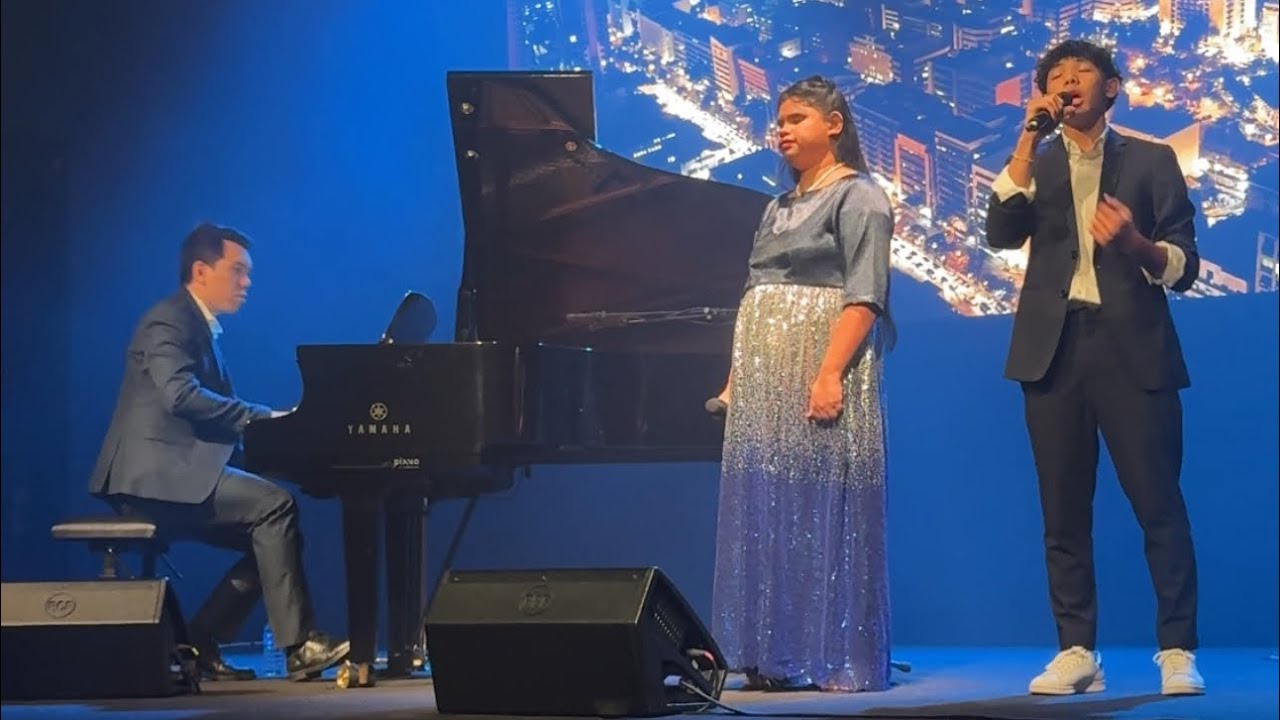 Nina Simone - Feeling Good - Duet with Alienette Coldfire - YouTube