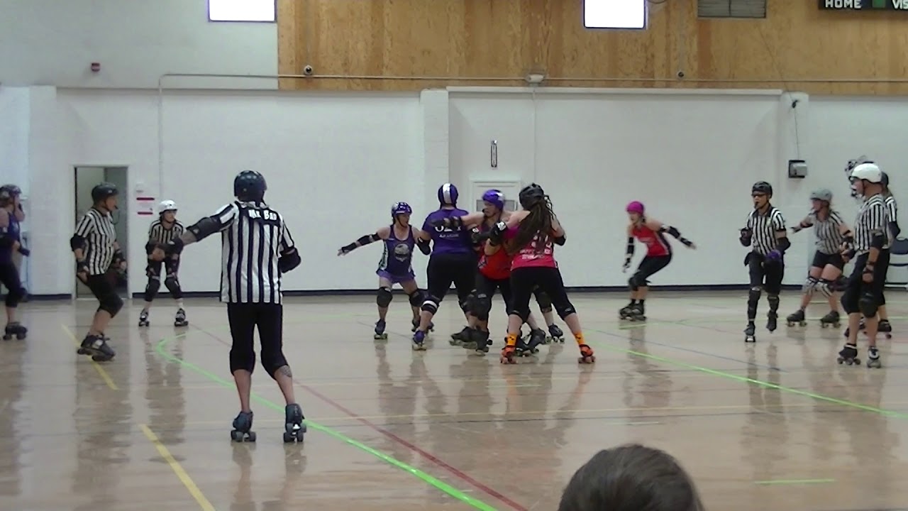 Idaho Rebel Rollers vs Outlaws Roller Derby 10 26 19 Jam 12 - YouTube