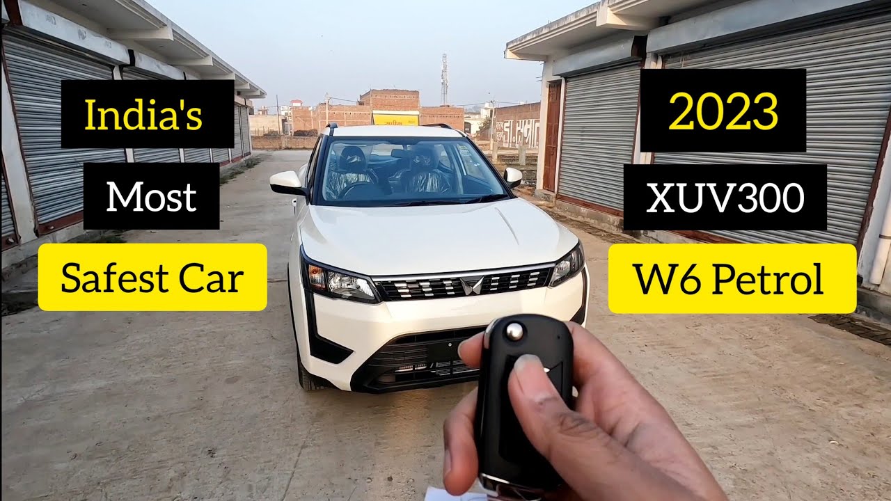 Mahindra XUV300 W6 2023 Walkaround Review with Price | Safest Car 💯 ...