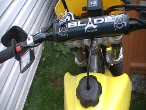 2001 suzki drz 250 walk around start up - YouTube