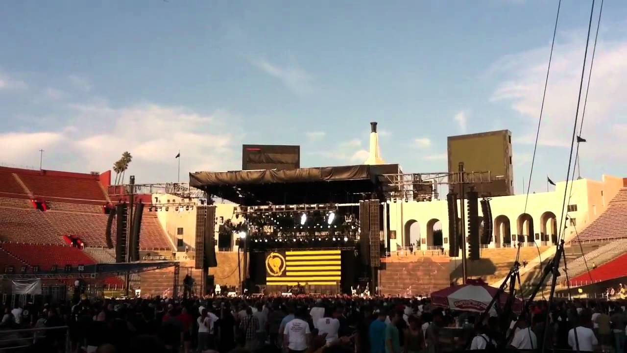 Rise Against - The Good Left Undone at LA Rising 2011 - YouTube