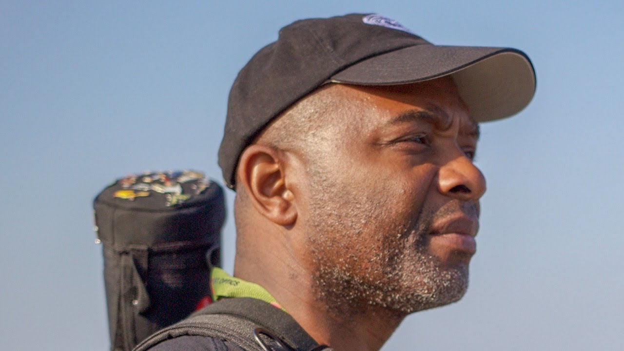 The Urban Birder by David Lindo - YouTube