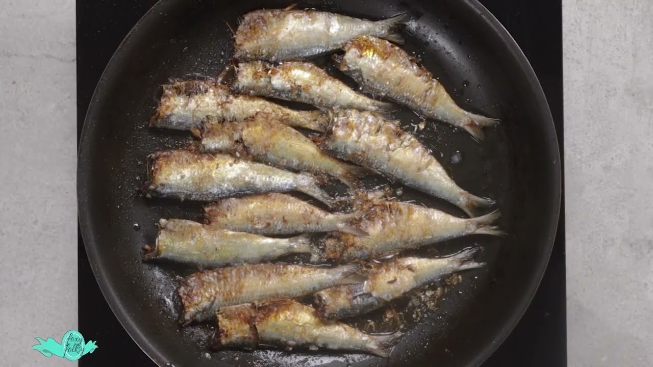 GOURMET TUYO (Dried HERRING) IN SPICY OIL - YouTube