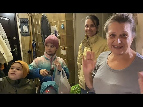 MY SISTER AND HER KIDS VISITED US! GIFTS FROM THE PHILIPPINES! 🇵🇭