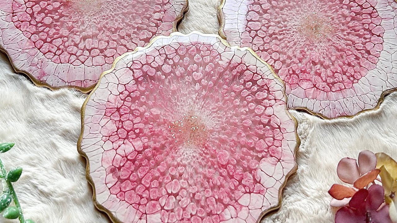 Gorgeous Web Effect in Geode Resin Coasters - YouTube
