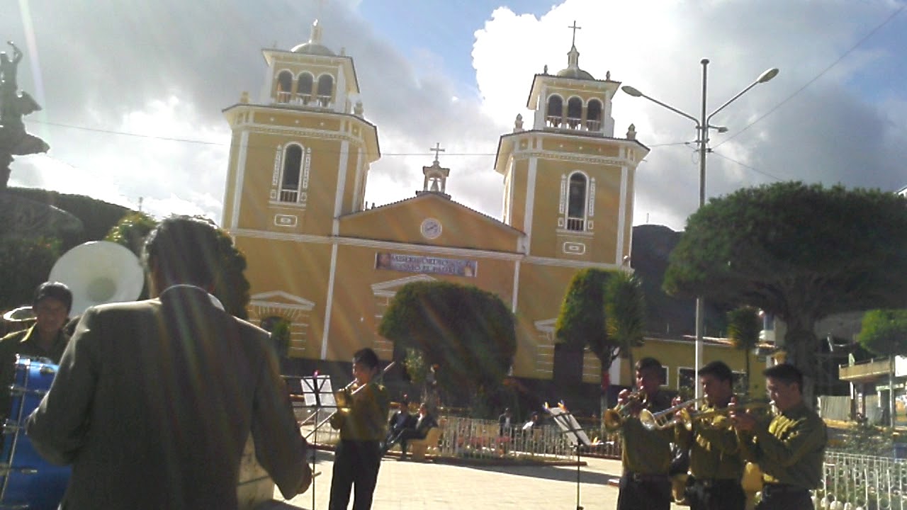 Cuándo el indio llora. ( Prestigiosa banda , "Cristo Rey" Cutervo ...