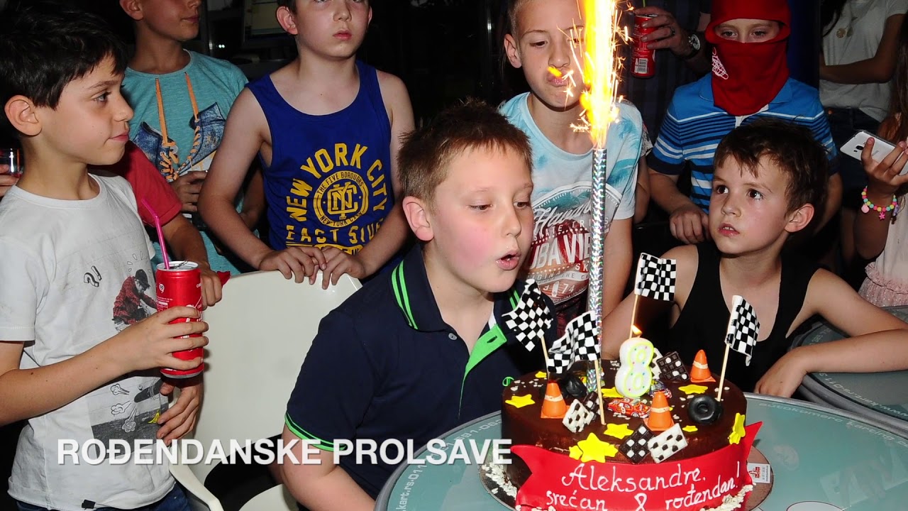 Autokomerc Karting Centar - YouTube