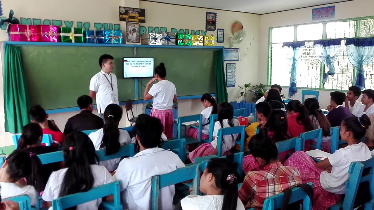 DEMONSTRATION TEACHING IN FILIPINO 10 - YouTube