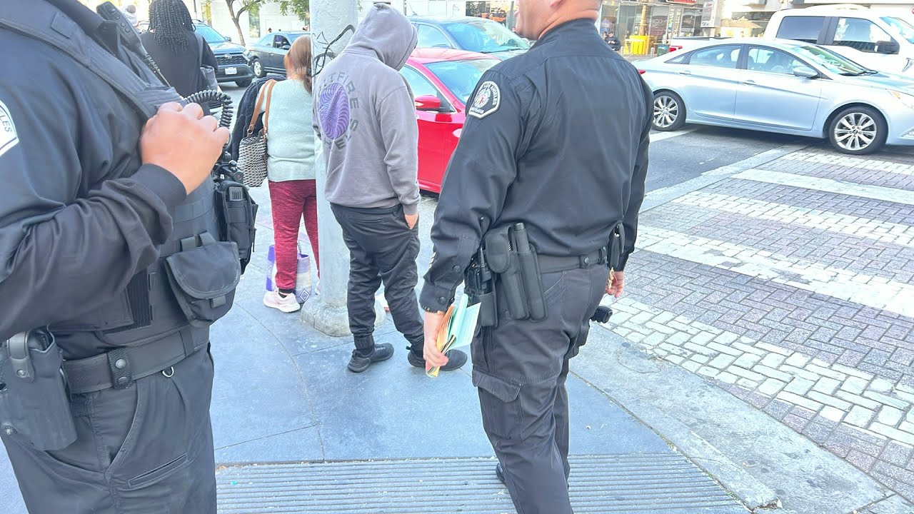 Out here cop watching !!! - YouTube